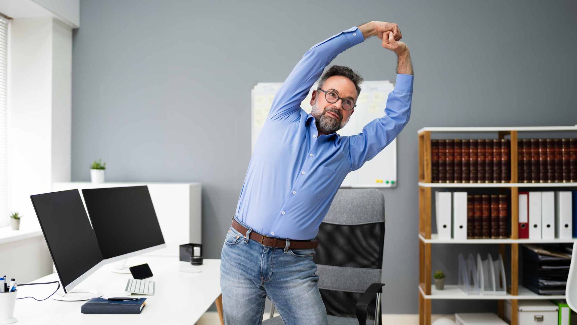 Ergonomic Stretches | 10-Min Workplace Workout For Office Workers
